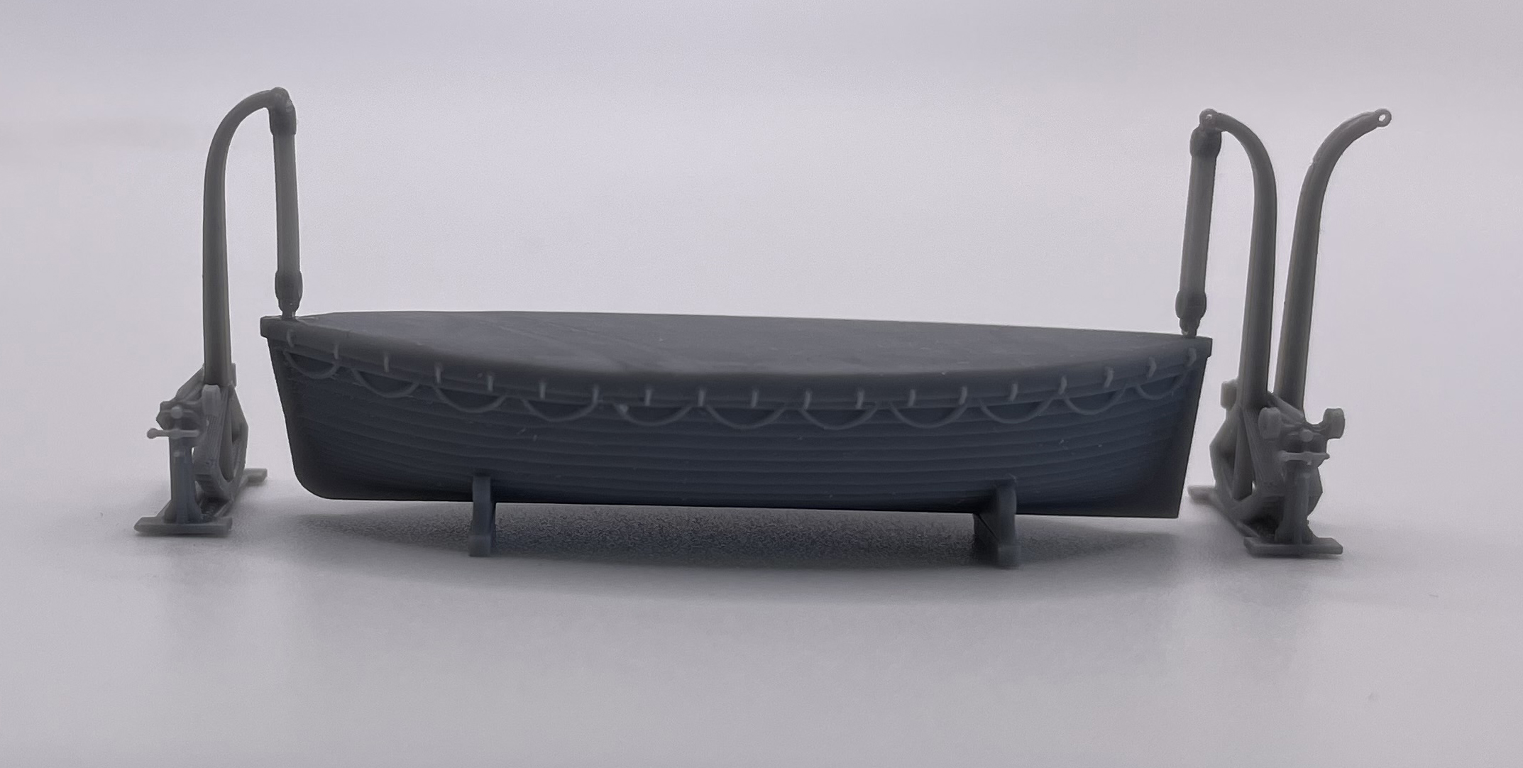 200-1 Titanic boats and davits set with Deployed Cutter, Tom's Modelworks